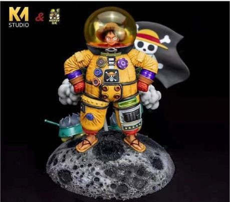 KM Studio One Piece Astronaut Series GK Yellow Luffy Limited Statue ...