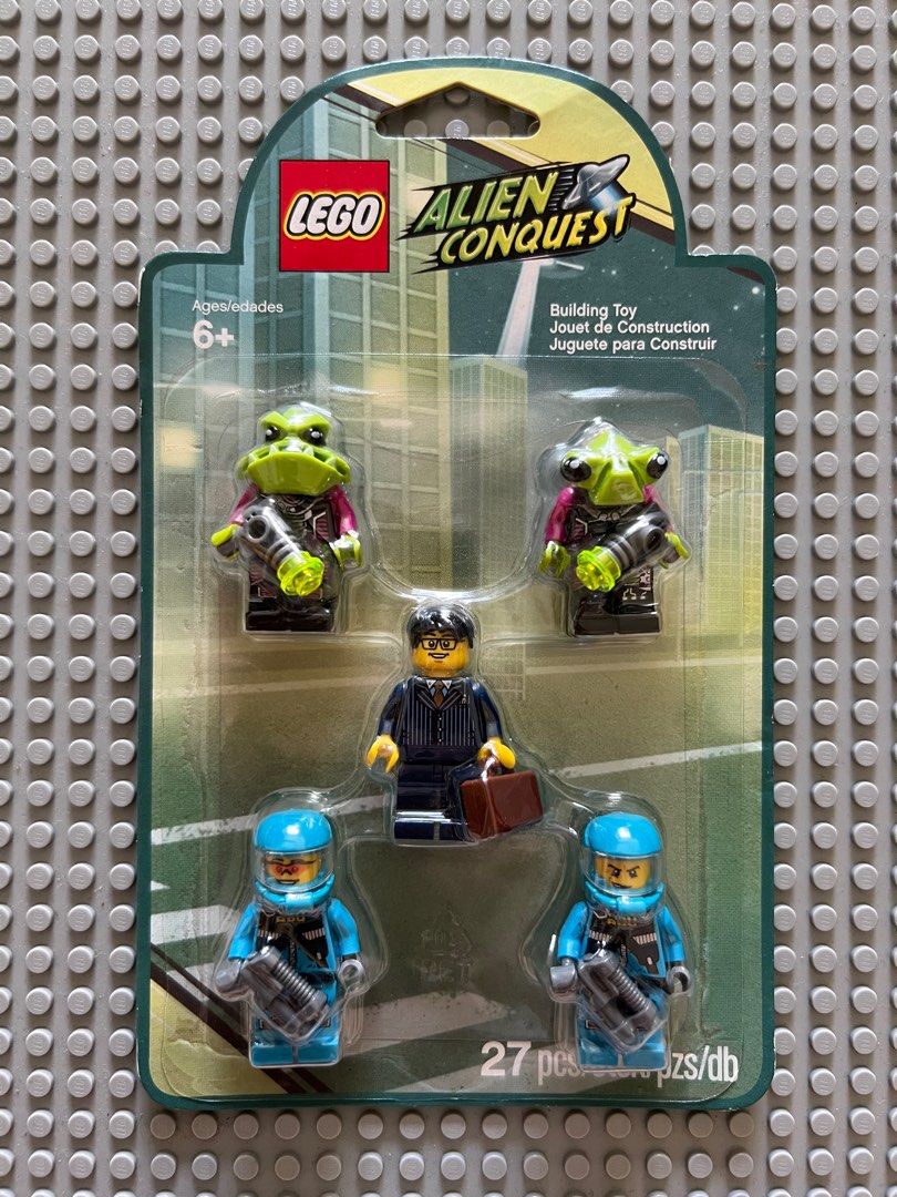 LEGO ALIEN Battle Pack, Hobbies & Toys, Toys & Games on Carousell