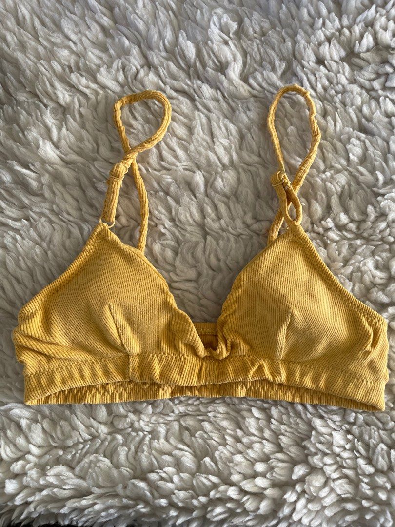 Light Yellow bra, Women's Fashion, Undergarments & Loungewear on Carousell
