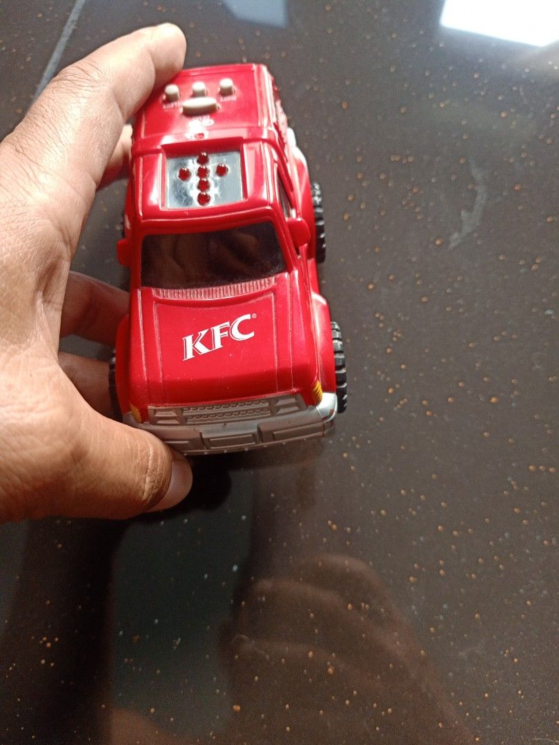 mainan lama - cenderahati kfc 1998, Hobbies & Toys, Collectibles ...
