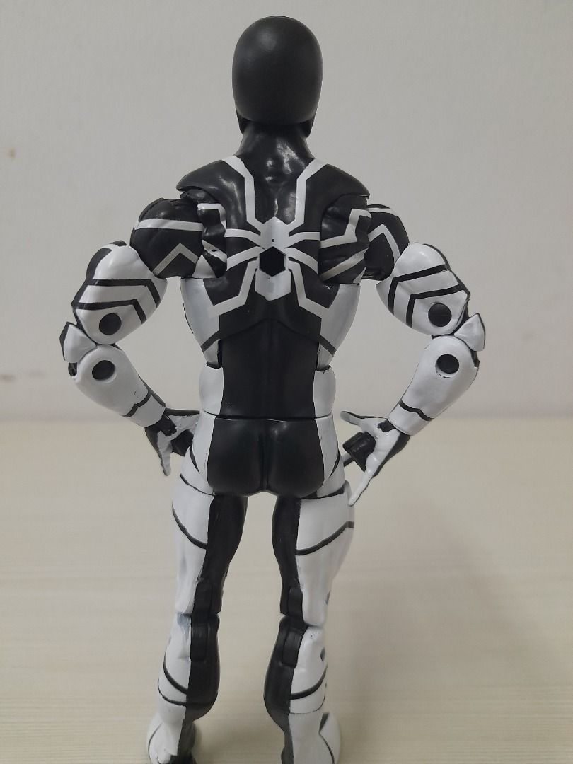 Marvel Legends Spiderman Black and White Suit, Hobbies & Toys, Toys ...