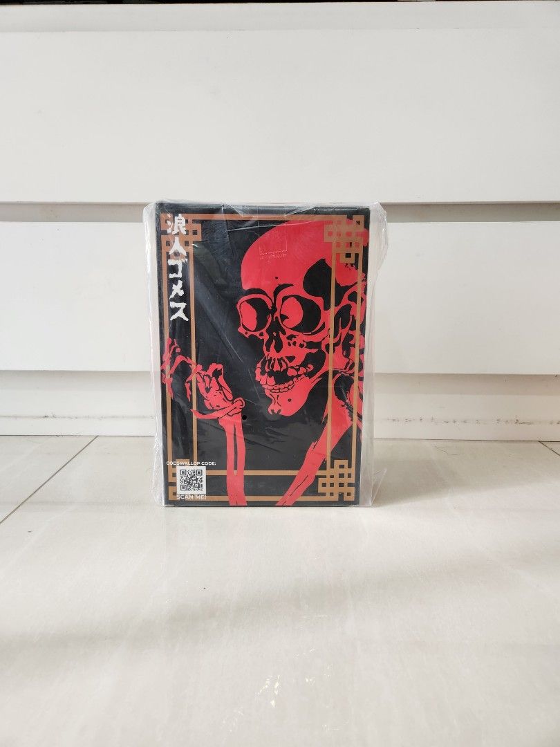 Mezco 1/12 , Lone Roach, Gomez, Hobbies & Toys, Toys & Games on Carousell