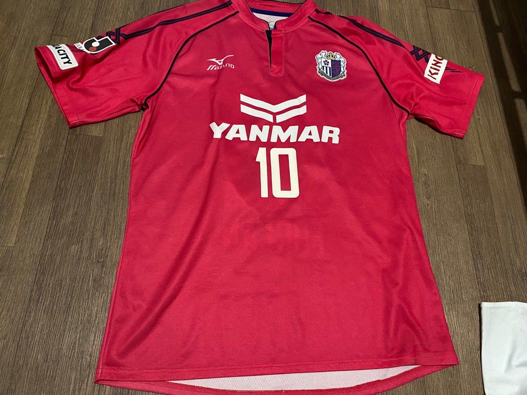 mizuno cerezo osaka forlan football soccer jersey kit, Men's Fashion ...
