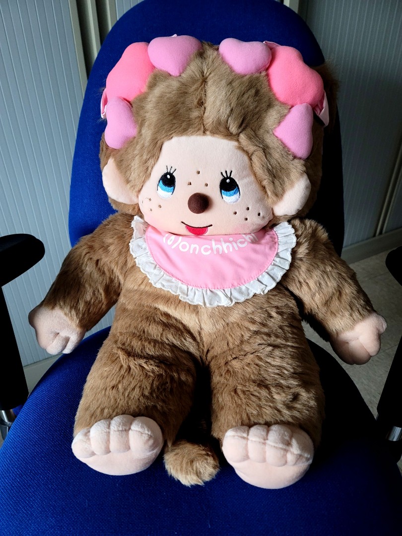 Monchhichi 超大公仔 絕版藍眼睛日本正貨 Monchichi Extra Large Plush Toy, 興趣及遊戲, 玩具 ...