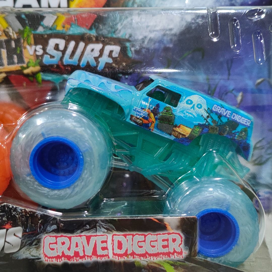 Monster Jam Whiplash vs Grave Digger ( Earth vs Surf ), Hobbies & Toys ...
