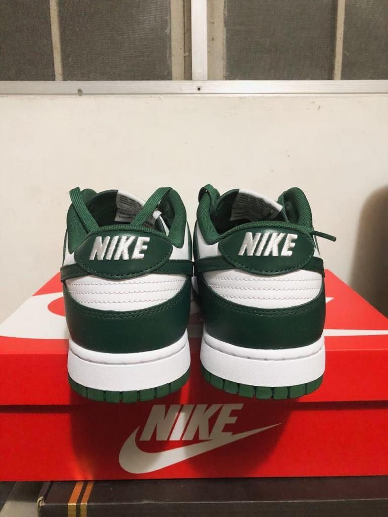 nike dunk low michigan state, Men's Fashion, Footwear, Sneakers on ...