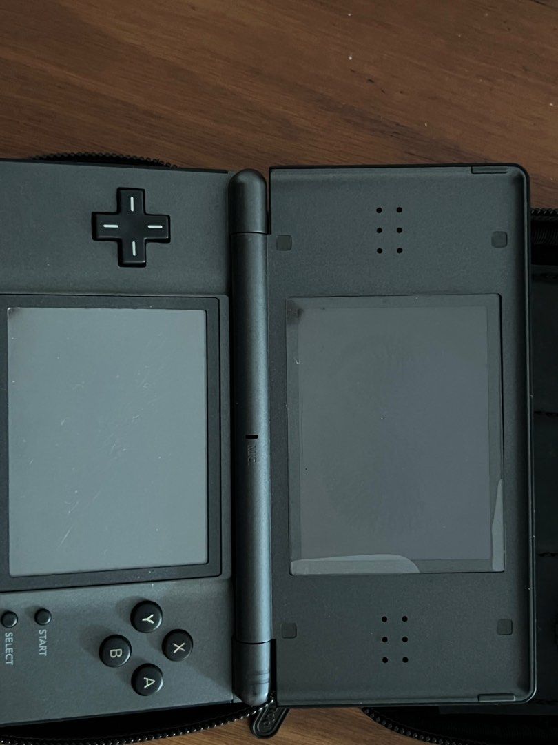 Nintendo 3DS Lite, Video Gaming, Video Game Consoles, Nintendo on Carousell