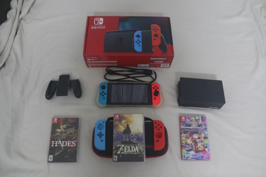 Nintendo Switch V2 + 8BitDo Controller, Video Gaming, Video Game ...