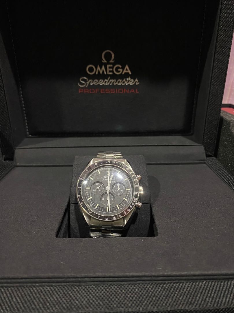 Omega Speedmaster Moonwatch 2022 42 mm hesalite crystal, Men's Fashion ...