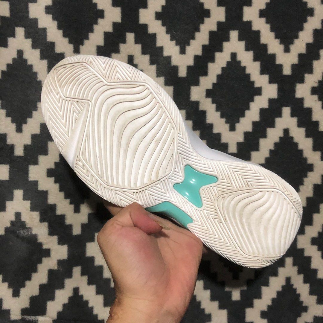 Qiaodan Battle, Men's Fashion, Footwear, Sneakers on Carousell