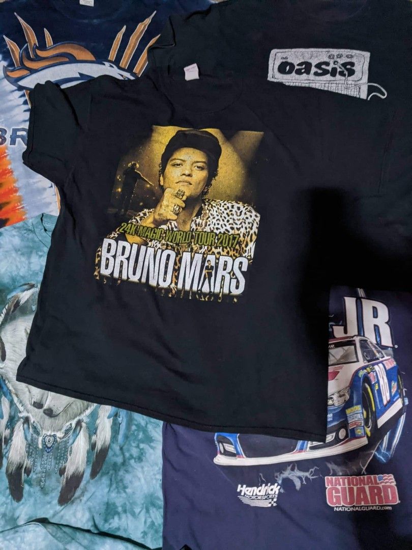 Rap tee Bruno Mars 24 magic tour, Men's Fashion, Tops & Sets, Tshirts ...