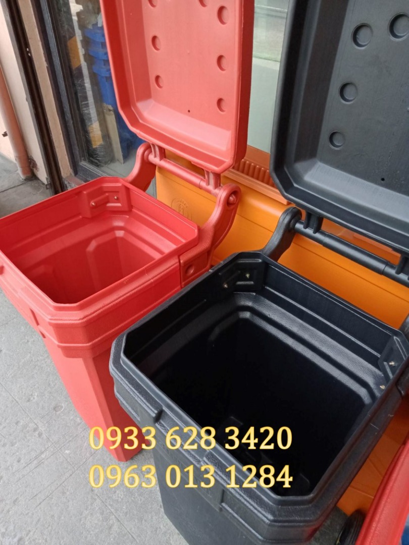 ROLLER KING TRASH BIN 150 Liters 250 Liters, Furniture & Home Living ...