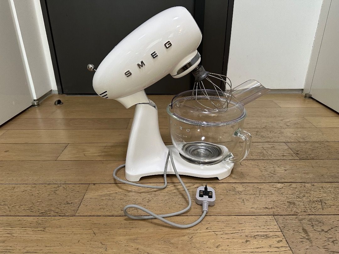Smeg Stand Mixer SMF13WHUK, TV & Home Appliances, Kitchen Appliances ...