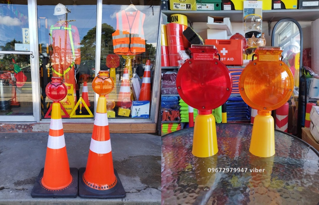 solar cone blinker, Commercial & Industrial, Construction Tools ...