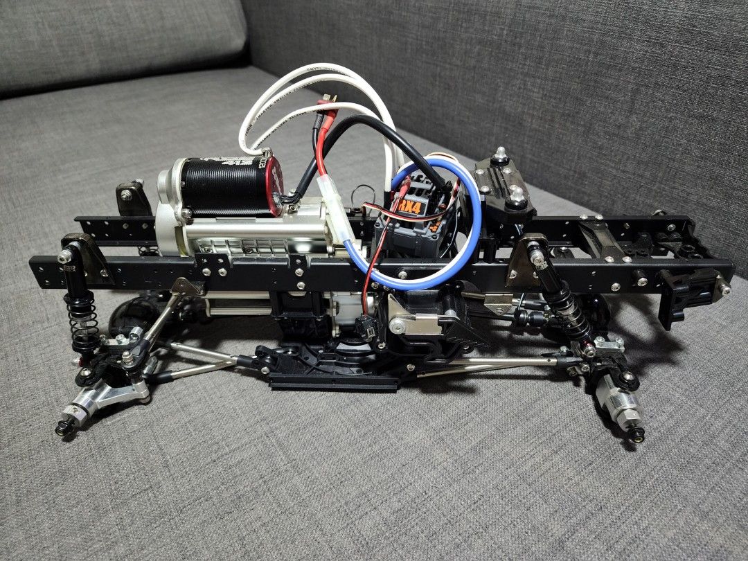 Tamiya High Lift Tundra (Full Set), 興趣及遊戲, 玩具 & 遊戲類 - Carousell