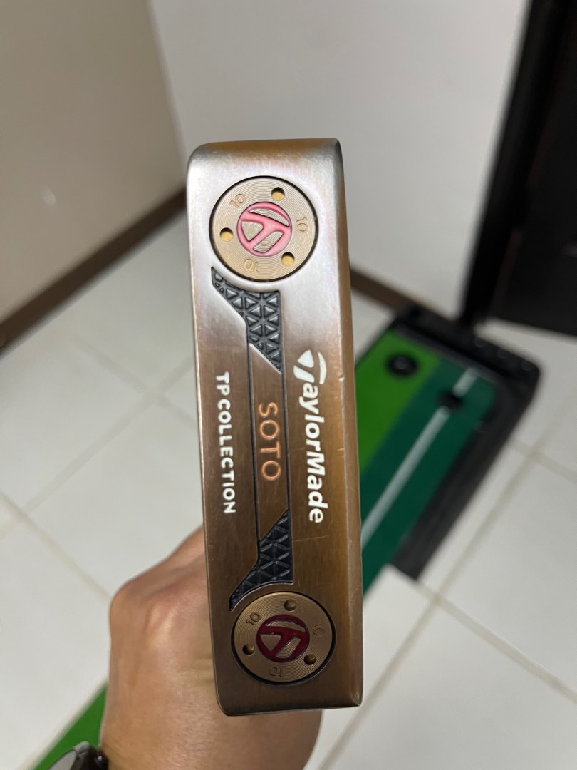 Taylormade SOTO putter, Sports Equipment, Sports & Games, Golf on Carousell