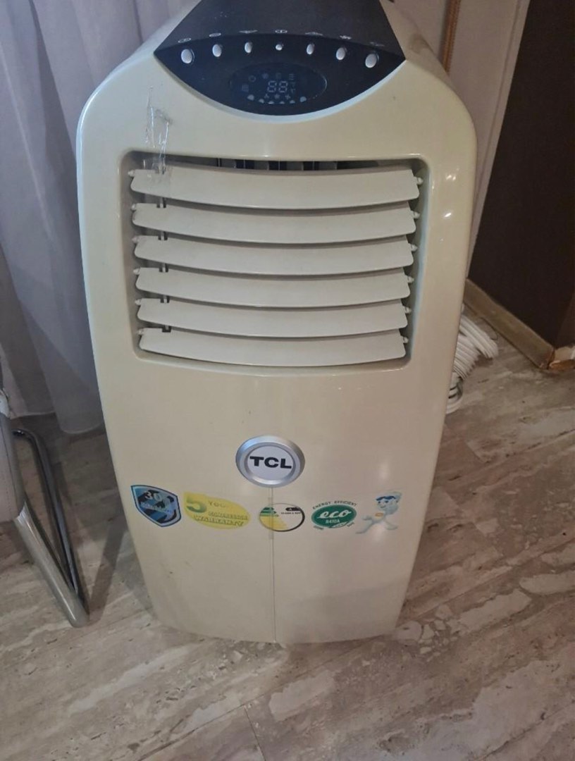 TCL 18k btu portable aircon, TV & Home Appliances, Air Conditioners ...