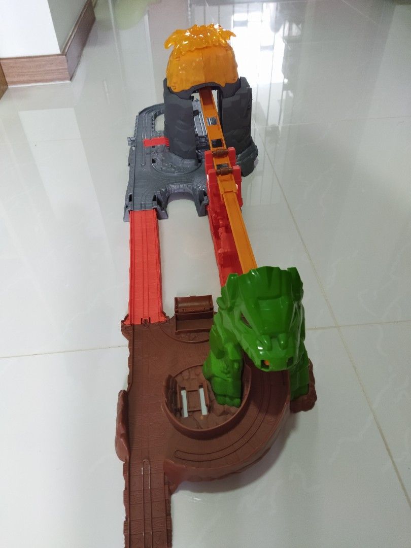 Thomas & Friends Take -N-Play Daring Dragon Drop train track, Hobbies ...