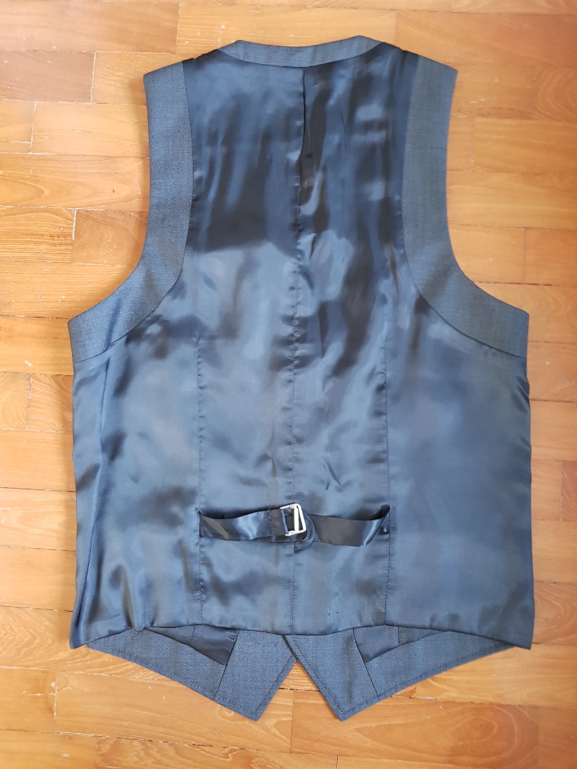 Topman Vest, Men's Fashion, Coats, Jackets and Outerwear on Carousell
