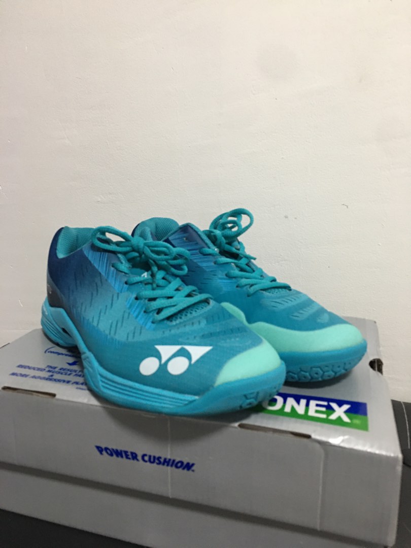 YONEX AERUS Z BLUE FOR SALE, Men's Fashion, Footwear, Sneakers on Carousell