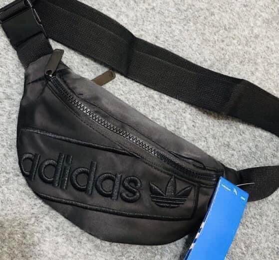 ADIDAS Mall Pull Out Belt Bag, Men's Fashion, Bags, Belt bags, Clutches ...