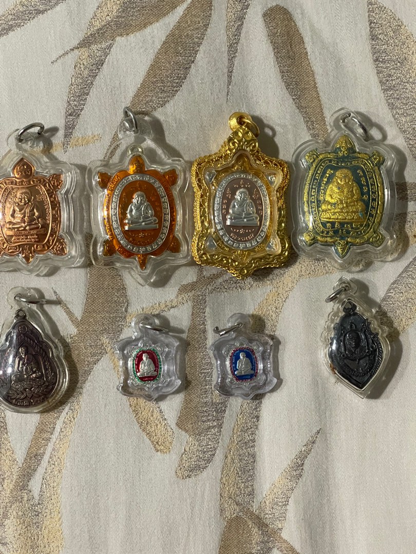 Assorted turtles amulets, Hobbies & Toys, Memorabilia & Collectibles ...