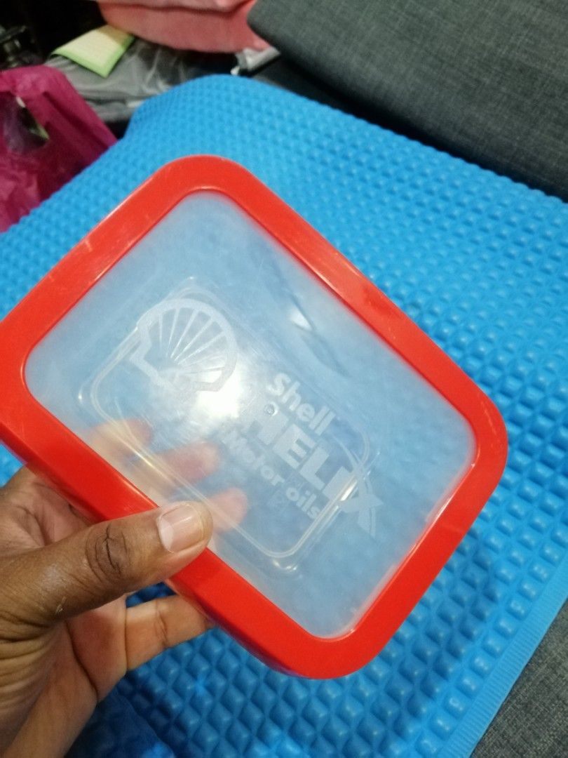 Bekas plastik SHELL HELIX, Hobbies & Toys, Collectibles & Memorabilia ...