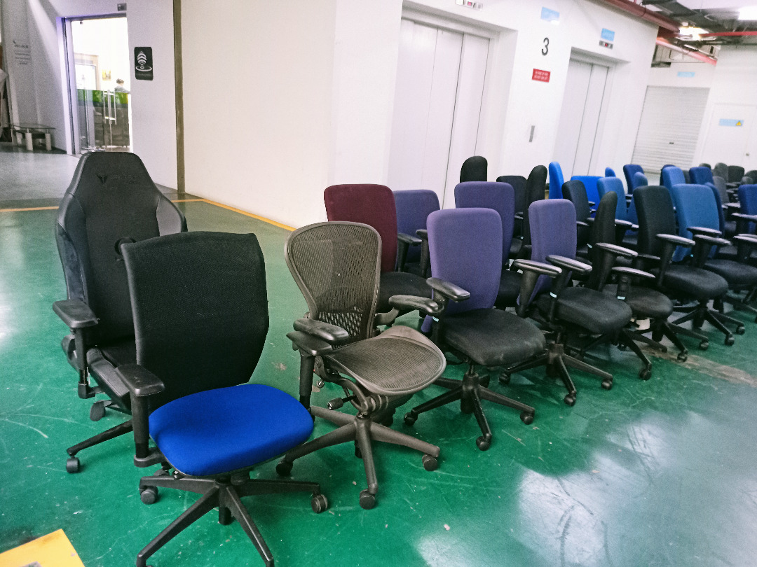 Branded Office chair, computer gaming chair, recline, Herman miller ...