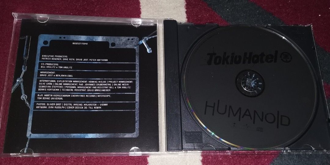CD Tokio Hotel - Humanoid, Hobbies & Toys, Music & Media, CDs & DVDs on Carousell