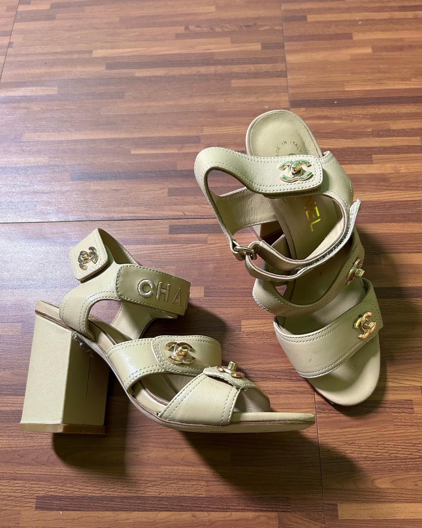 Chanel block heels, Women's Fashion, Footwear, Heels on Carousell