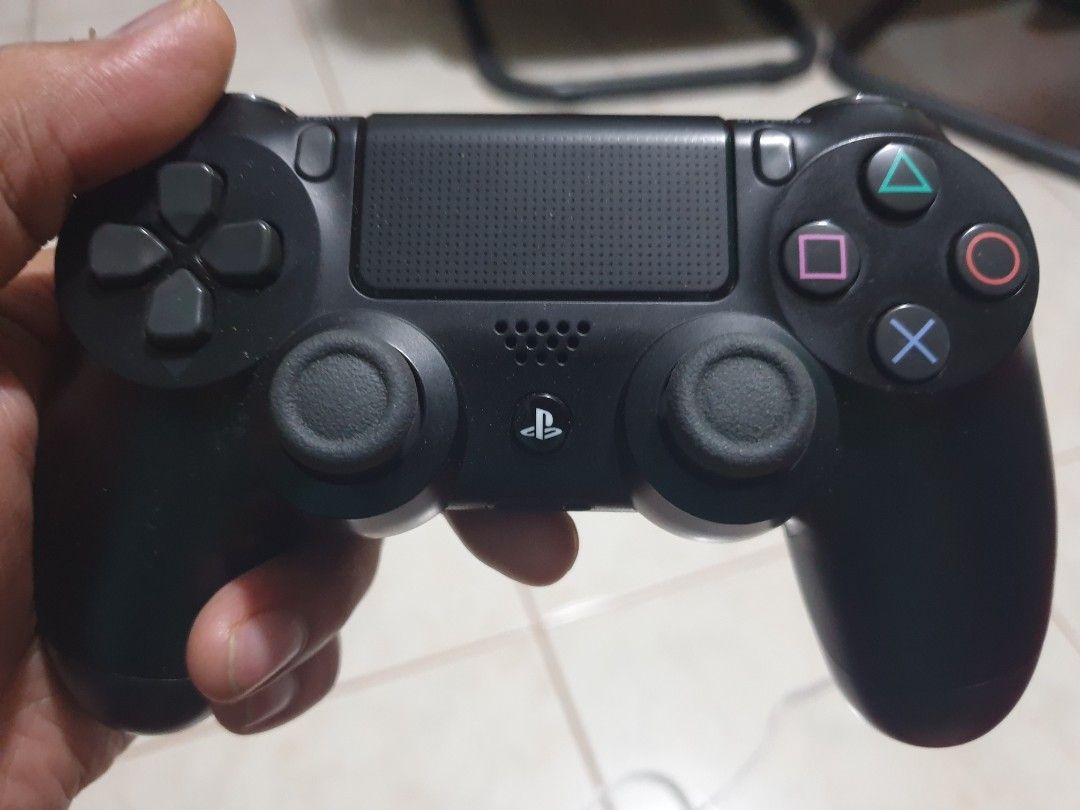 DS4 v2(PS4 Controller) - ORIGINAL!!!, Video Gaming, Video Game Consoles ...
