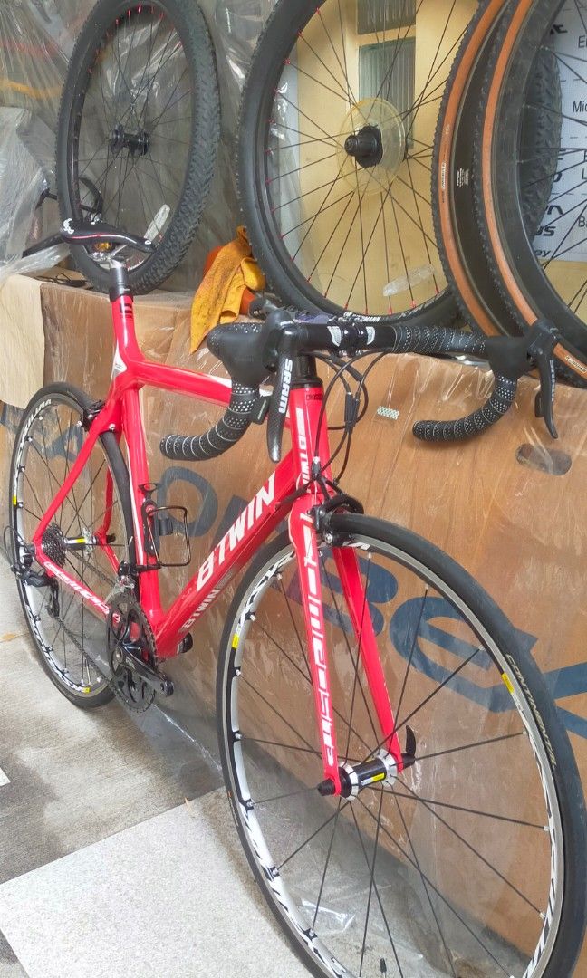 Full Carbon (FRANCE) B'TWIN FC700 SRAM RIVAL (Med-Large) Size55, Sports ...