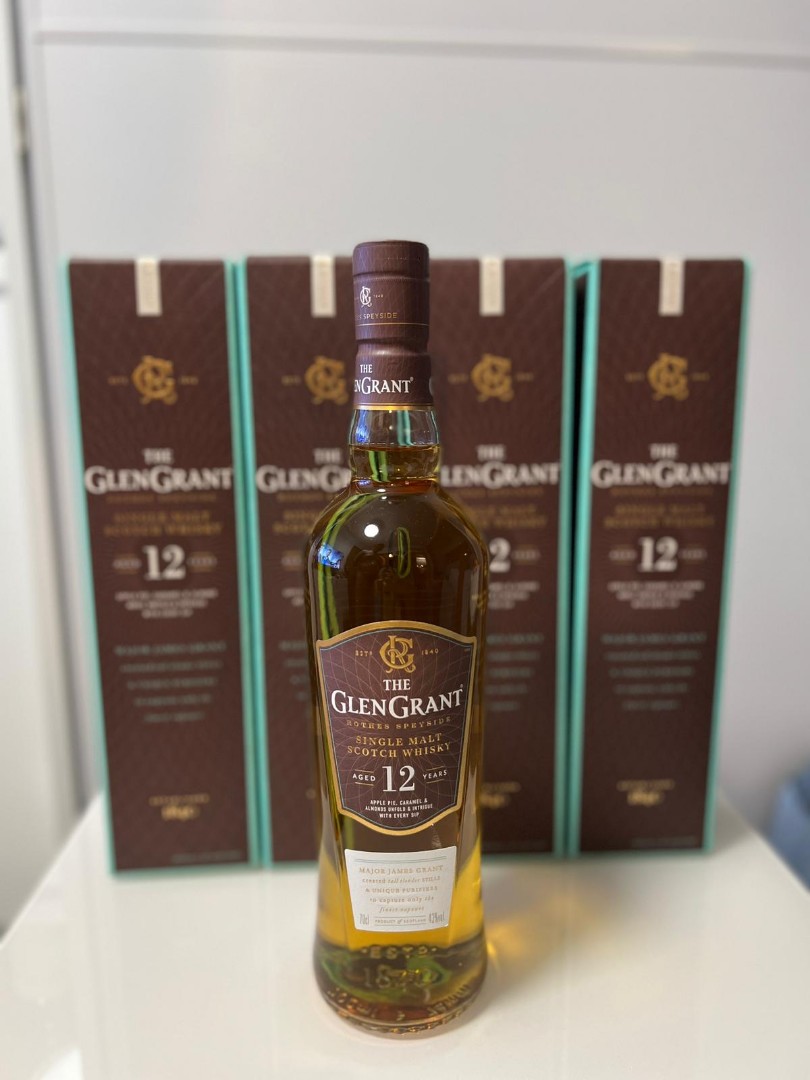 Glen Grant 格蘭冠 單一麥芽12年 700ml, 嘢食 & 嘢飲, 酒精飲料 - Carousell