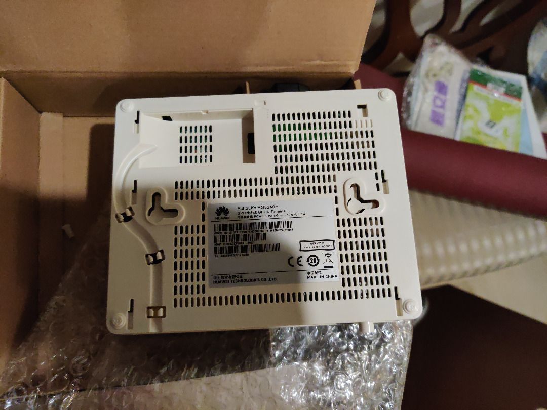 Huawei EchoLife HG8240H - Router, Computers & Tech, Parts & Accessories ...