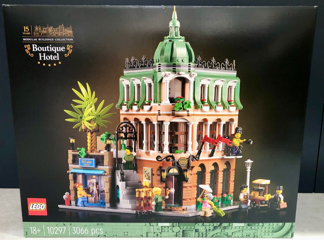 LEGO 10297 Icons/Creator Expert Boutique Hotel, Hobbies & Toys, Toys ...