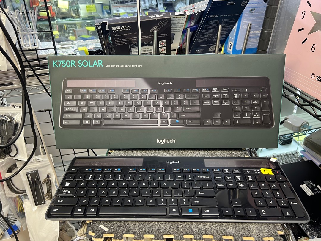 全新Logitech K750R SOLAR太陽能無線鍵盤, 電腦＆科技, 電腦周邊及配件, 電腦滑鼠及相關產品 - Carousell