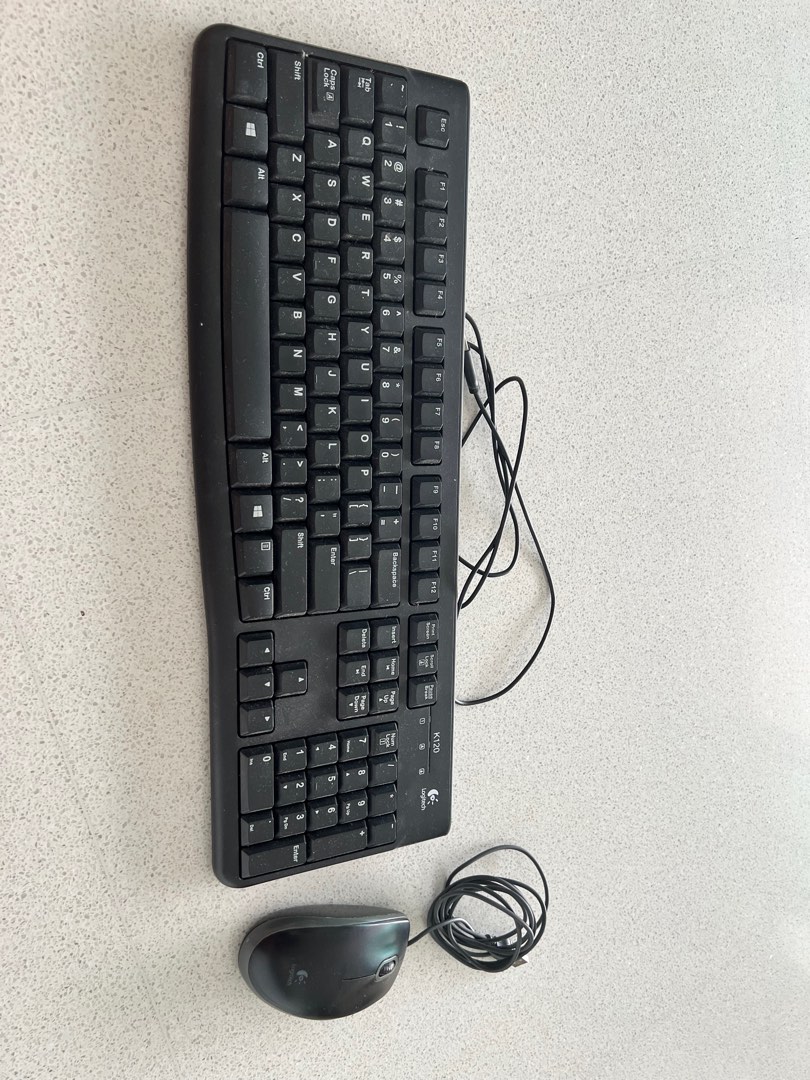 Logitech Keyboard Mouse Computers And Tech Parts And Accessories Computer Keyboard On Carousell