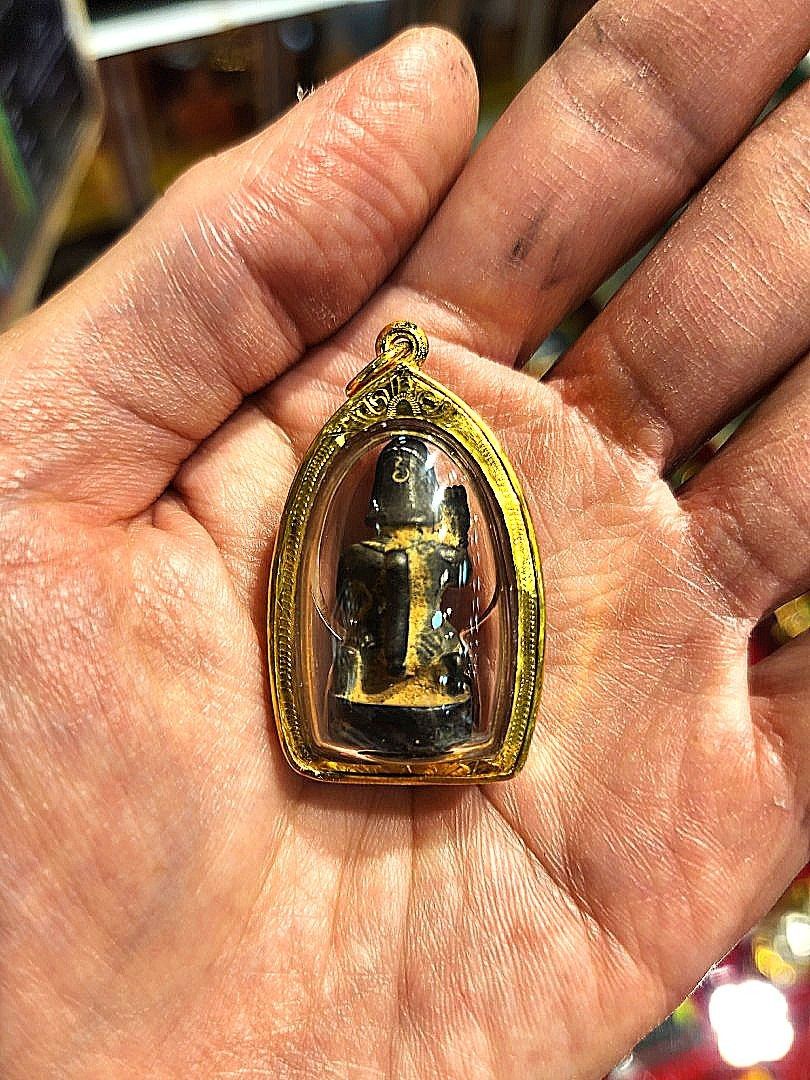 Lp Moon Blessed Nang Kwak, Hobbies & Toys, Memorabilia & Collectibles ...