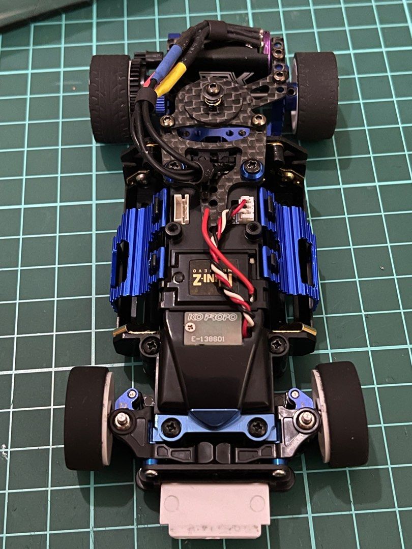 Mini-z mr03 EVO, 興趣及遊戲, 玩具 & 遊戲類 - Carousell