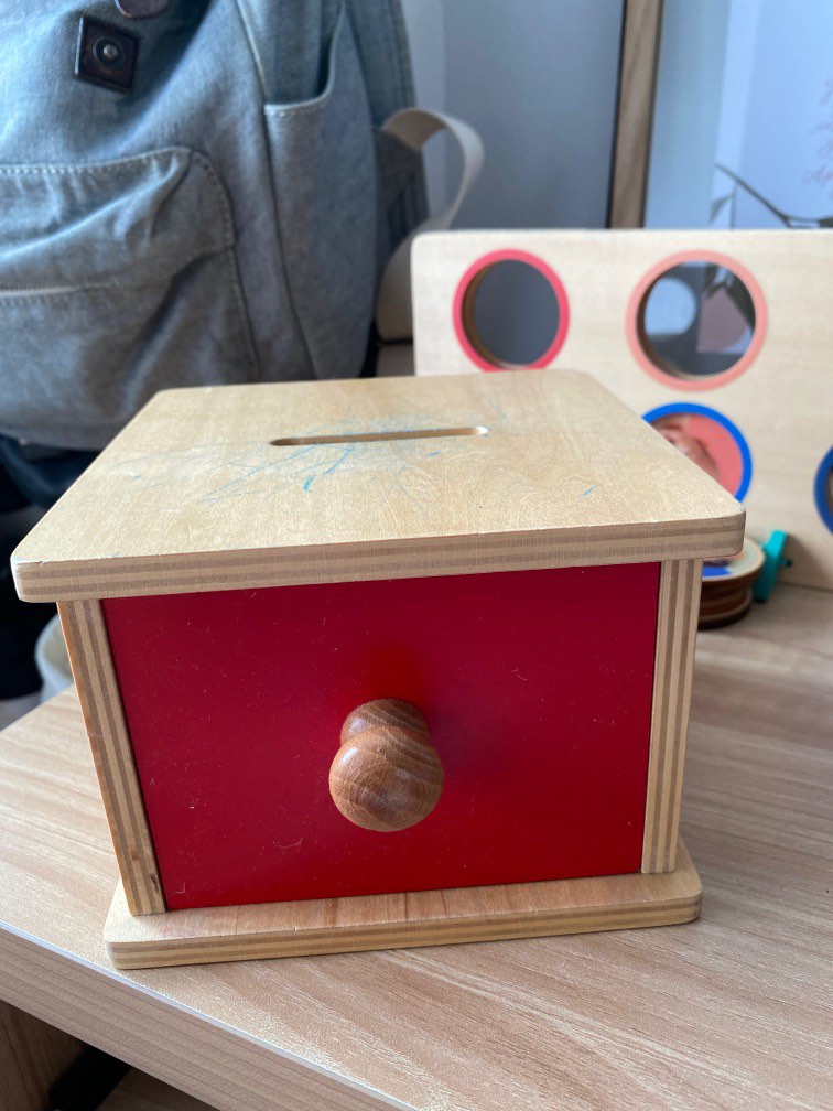 Montessori coin slotting toy, Babies & Kids, Infant Playtime on Carousell