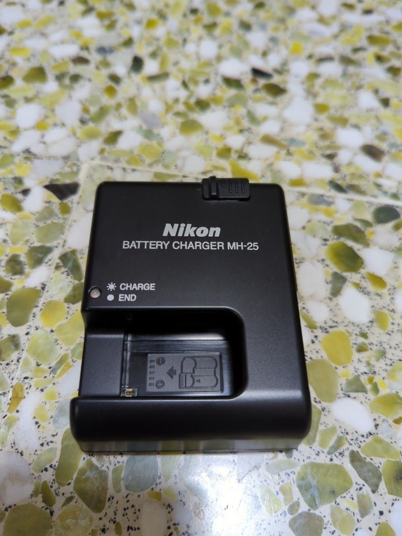 Nikon battery charger (MH-25), Photography, Photography Accessories ...