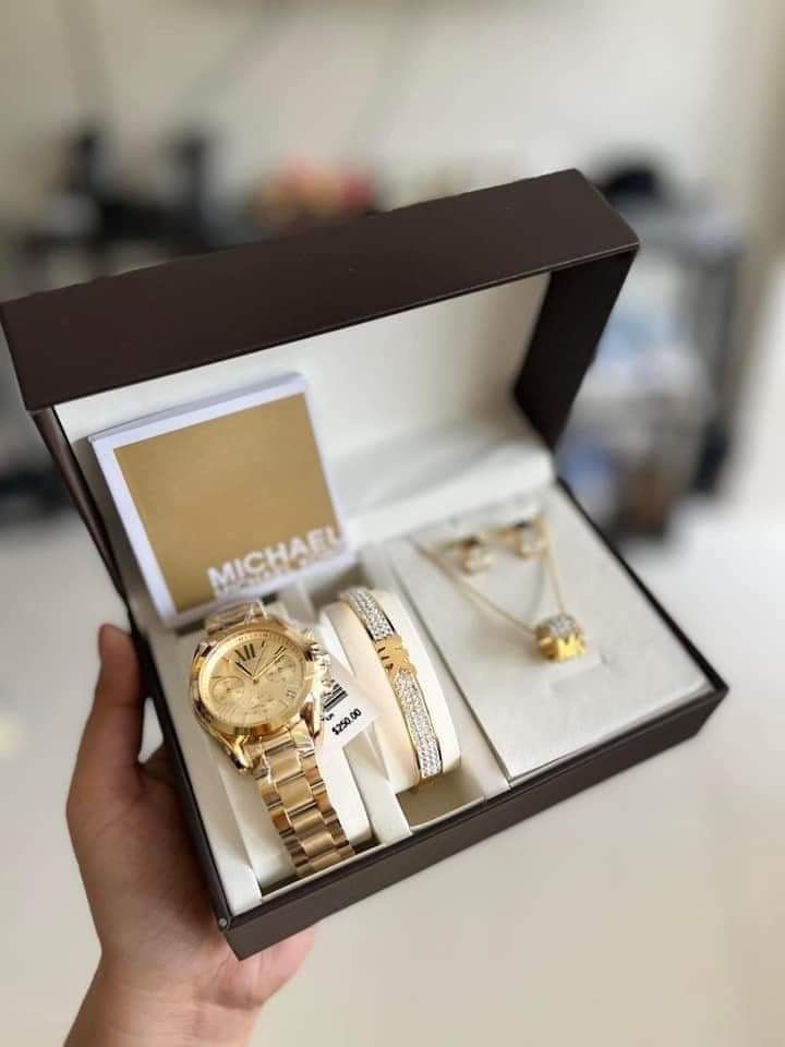 Original Mk Gift Set, Women's Fashion, Watches & Accessories, Watches ...