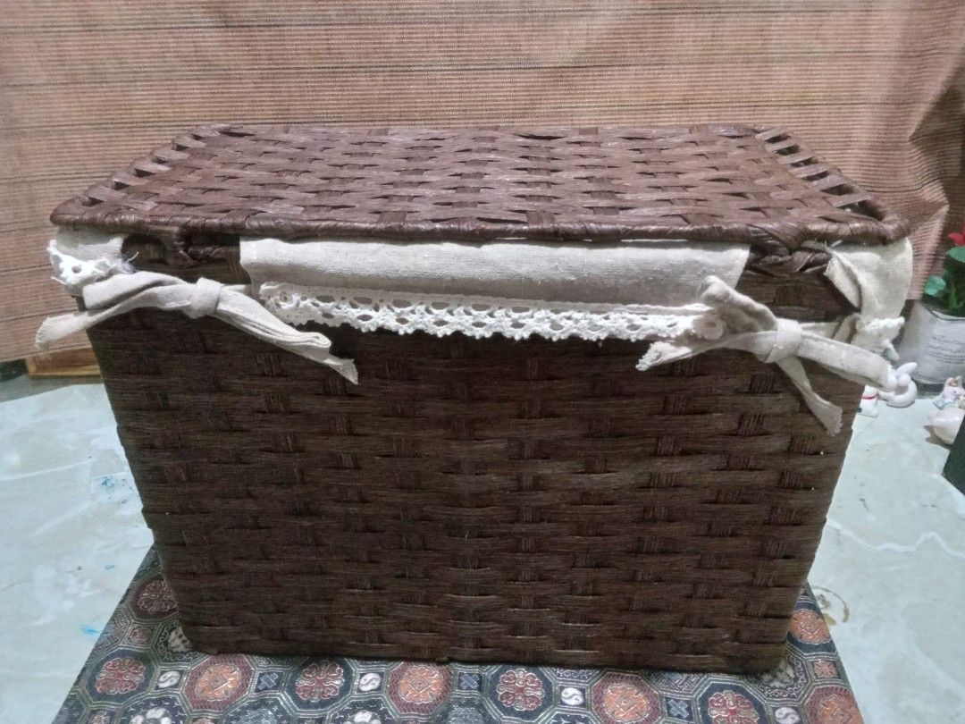 Php200 only, Native Basket with cover, 33cm x 15cm x 25cm, Furniture ...