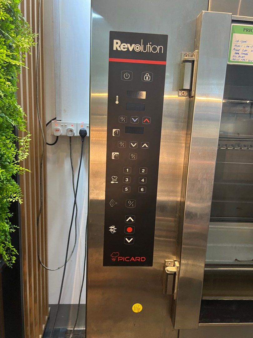 PICARD Big Chicken Rotisserie, TV & Home Appliances, Kitchen Appliances ...