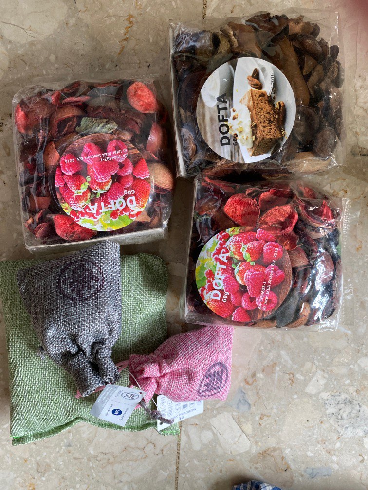 Potpourri packs and deodorizer packs, Hobbies & Toys, Stationery ...