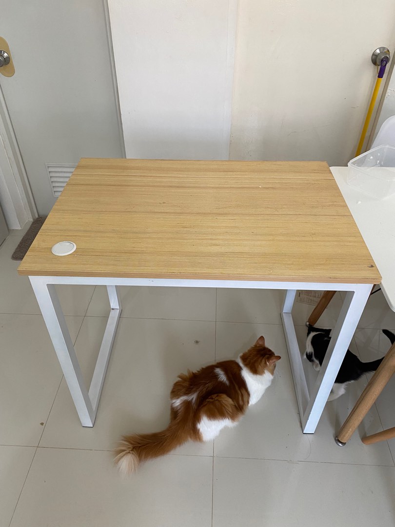 PRELOVED Computer table, Furniture & Home Living, Furniture, Tables ...