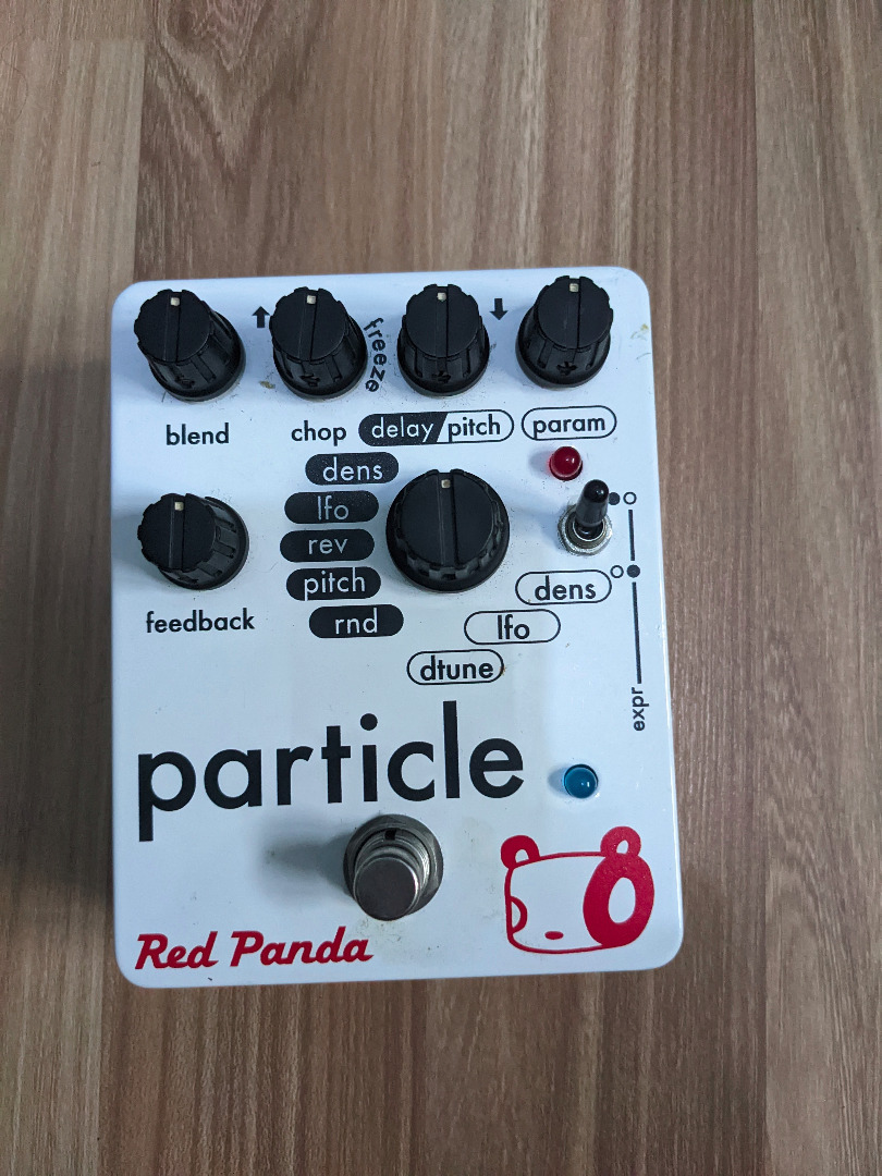 Red panda particle, Hobbies & Toys, Music & Media, Musical Instruments ...