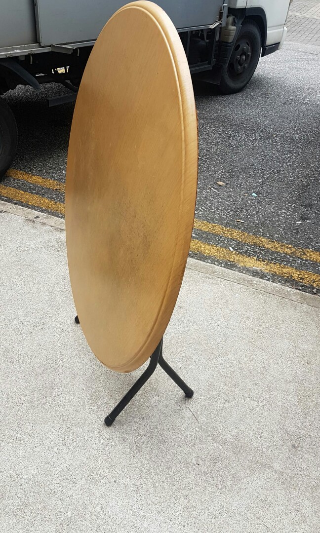 round table $20 .. call 90899511 . yishun, Furniture & Home Living ...