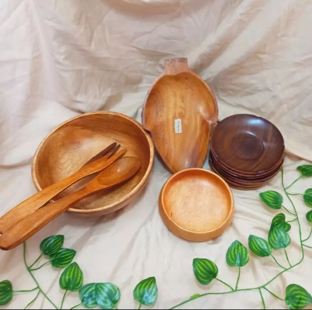 Salad bowl set, Food & Drinks, Homemade Bakes on Carousell
