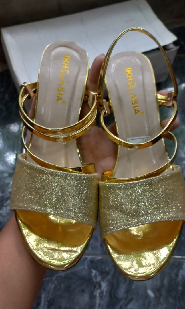 Sepatu Pesta Glitter Gold Heels Hak Tahu Glamour, Fesyen Wanita, Sepatu ...